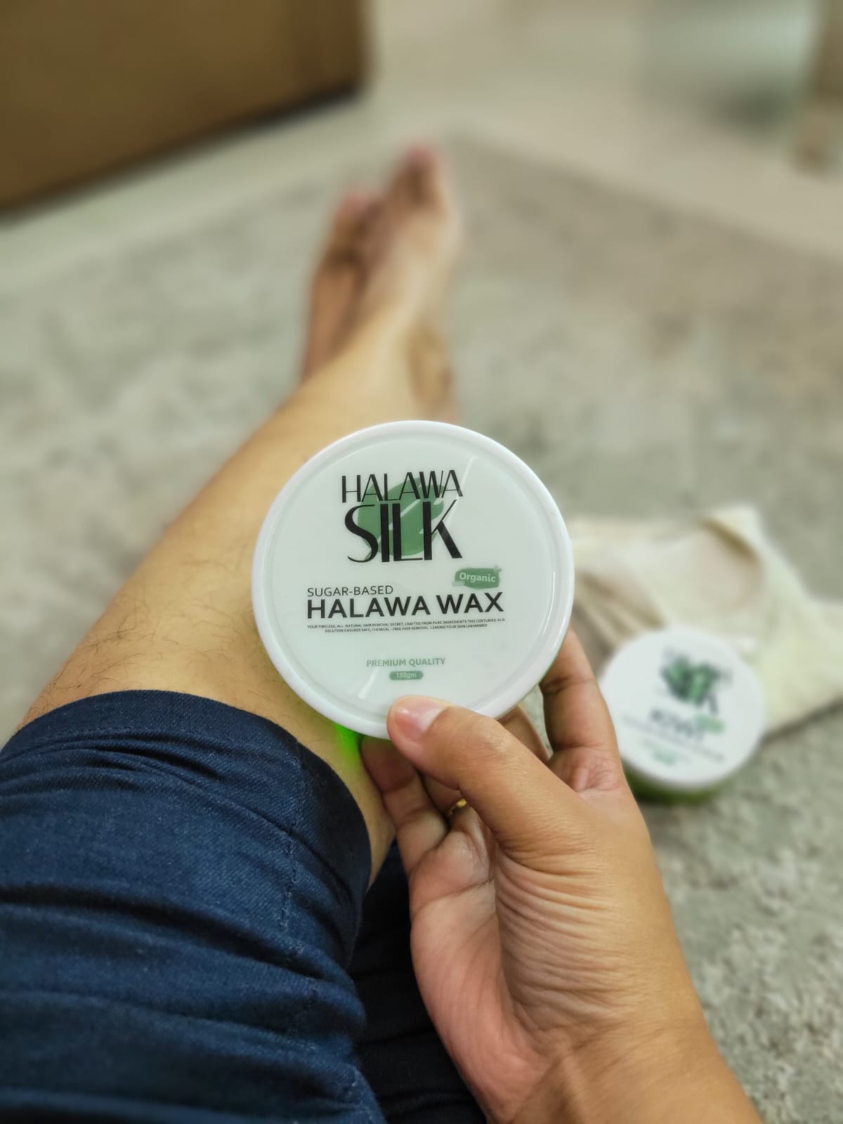 𝐔𝐧𝐥𝐨𝐜𝐤𝐢𝐧𝐠 𝐑𝐚𝐝𝐢𝐚𝐧𝐜𝐞: 𝐓𝐡𝐞 𝐖𝐚𝐱𝐢𝐧𝐠 𝐂𝐡𝐨𝐢𝐜𝐞 𝐟𝐨𝐫 𝐆𝐥𝐨𝐰𝐢𝐧𝐠 𝐒𝐤𝐢𝐧 | Halawa Silk